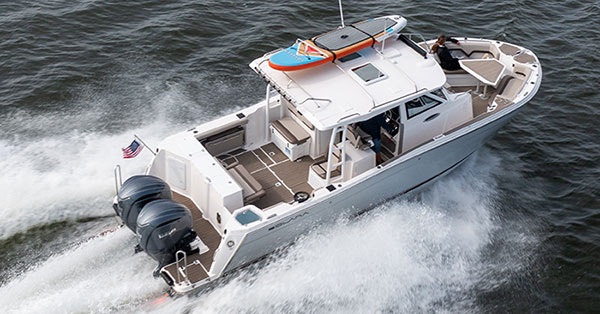 Solara S-310 CW Center Console Walkaround: Ready To Run (Or Fish) | BoatUS