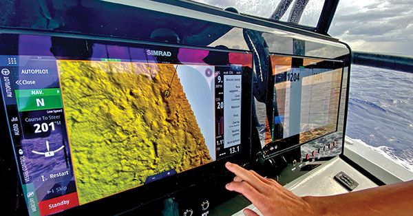 See The Sea Bottom In 3D | BoatUS